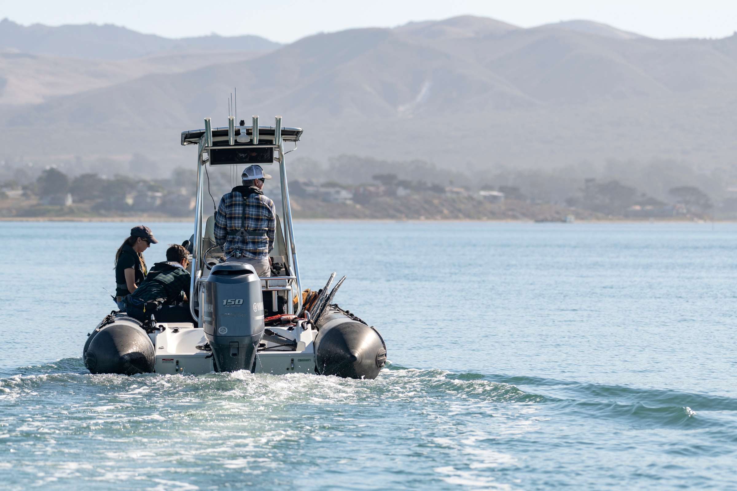 Donate now to support our Sea Otter Program | Monterey Bay Aquarium
