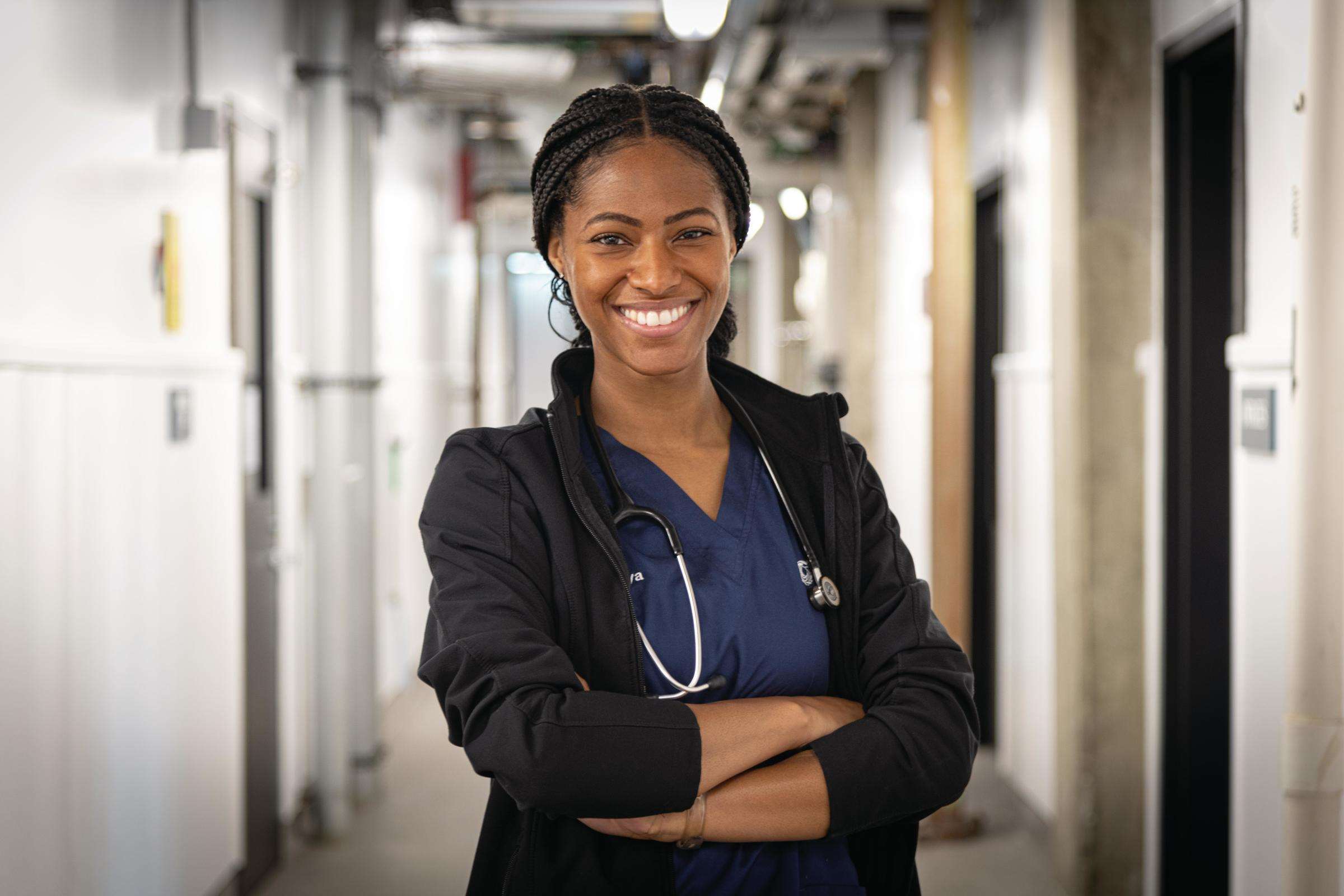 Meet Indya Woods, veterinary extern | Profiles | Monterey Bay Aquarium